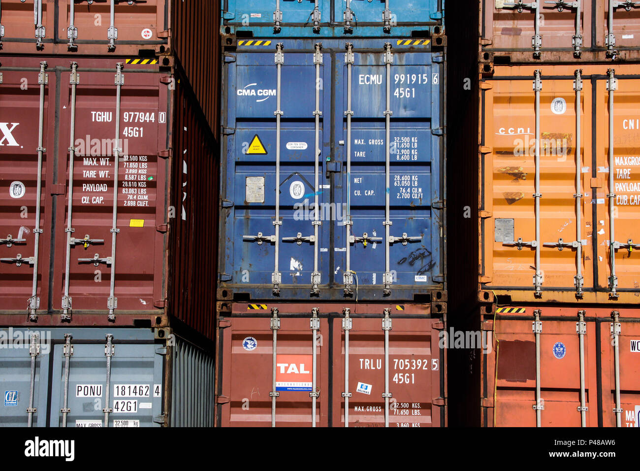 RIO GRANDE, RS - 13/05/2014; Terminal de Cargas - TECON. Detalhe de ...