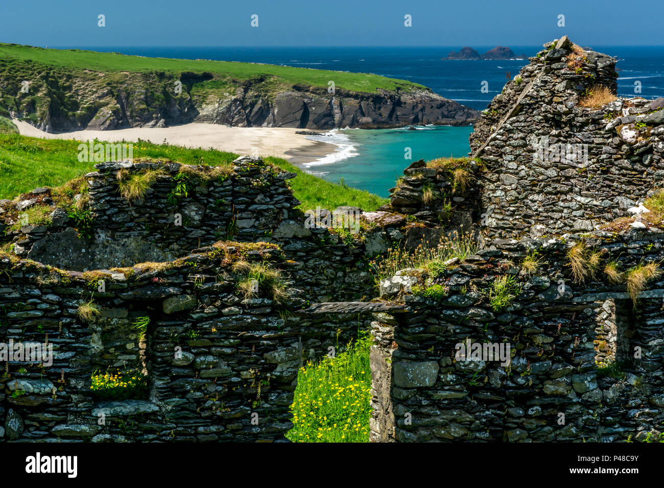 Dunquin beach hi-res stock photography and images - Alamy