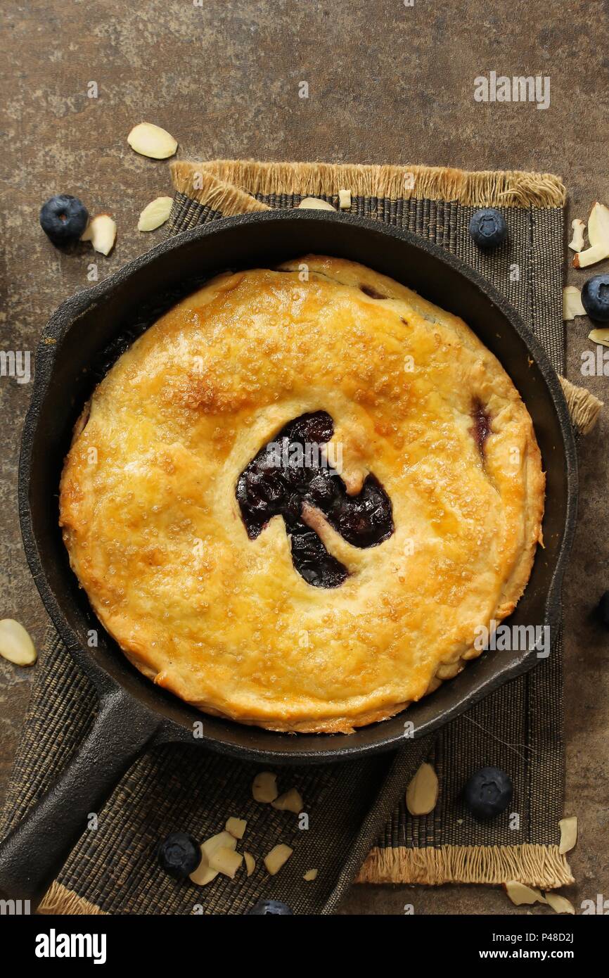 Pi symbol cake hi-res stock photography and images - Alamy