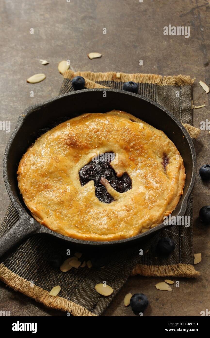 Pi symbol cake hi-res stock photography and images - Alamy