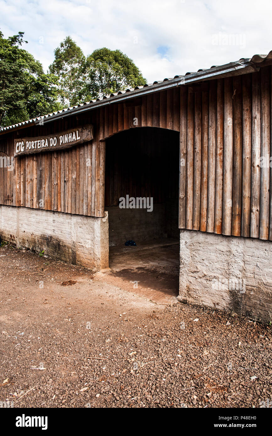 PINHALZINHO, SC - 13.02.2010: CTG PORTEIRA DO PINHAL - Centro de ...