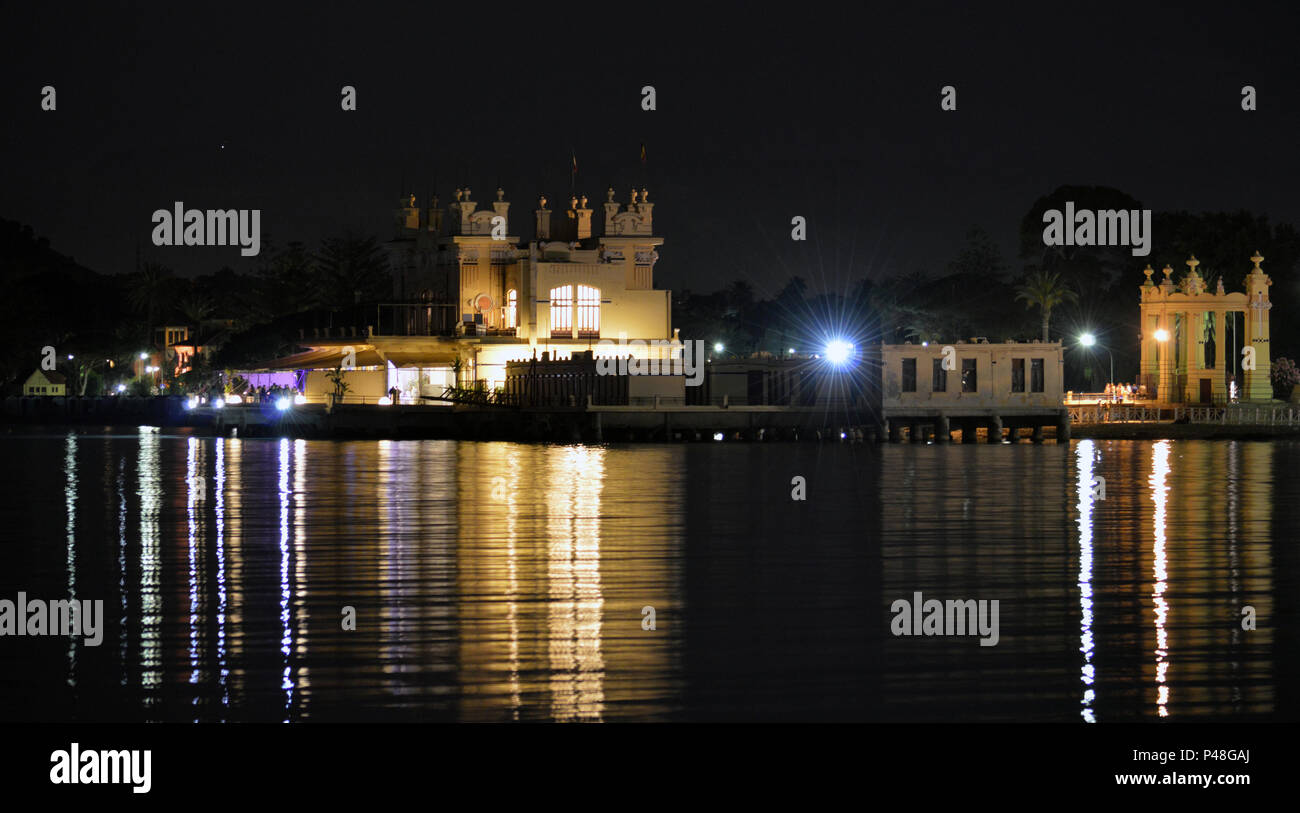 Notte hi-res stock photography and images - Alamy