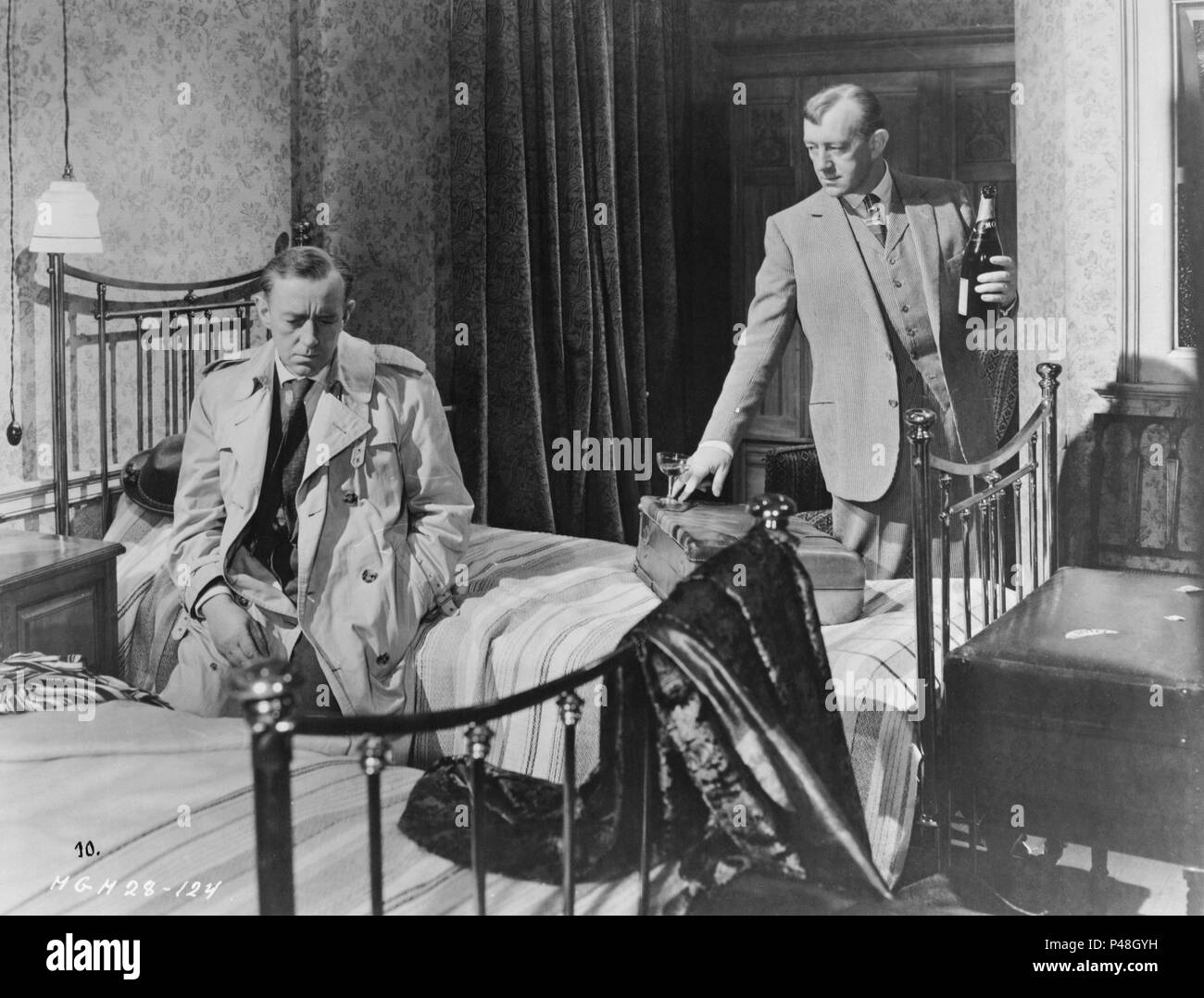 Robert hamer hi-res stock photography and images - Alamy
