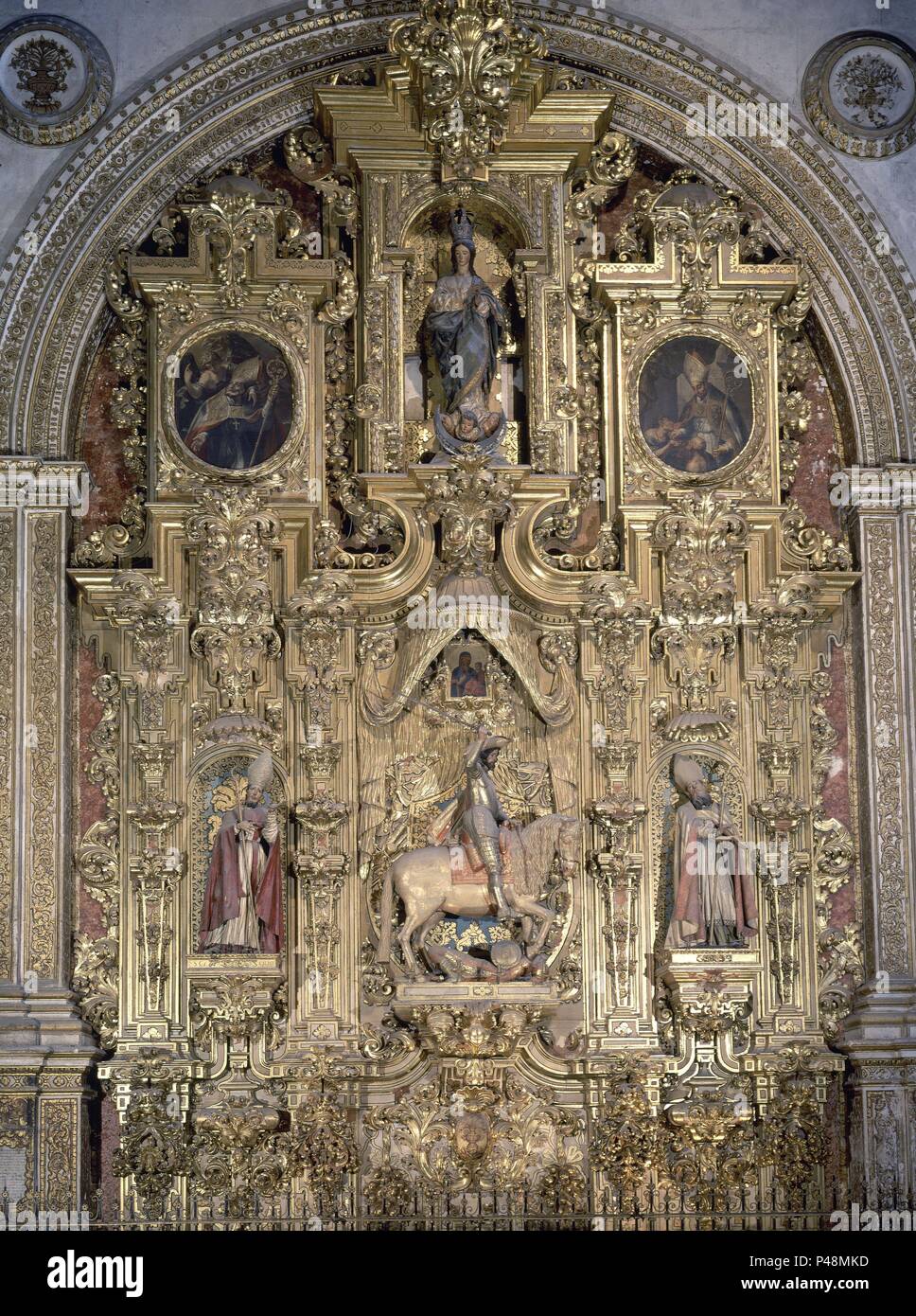 Retablo de la catedral de granada hi-res stock photography and images ...