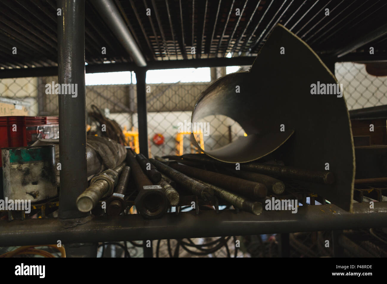 Metal rods hi-res stock photography and images - Alamy