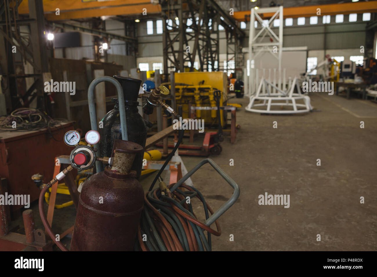 Oxygen cylinder hi-res stock photography and images - Alamy