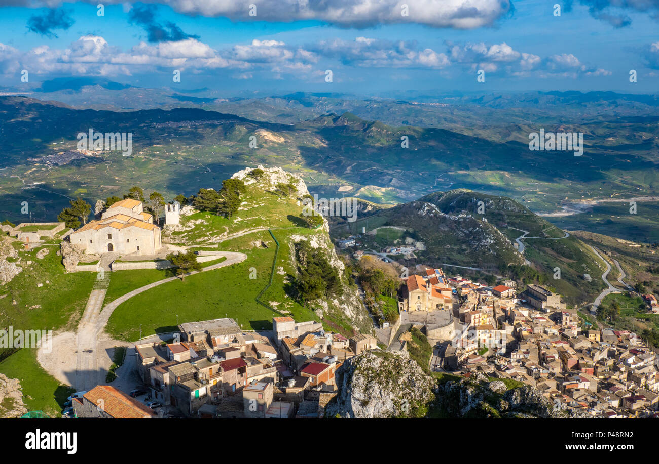 Caltabellotta Agrigento Sicilia The Hilltop Town Of Caltabellotta: