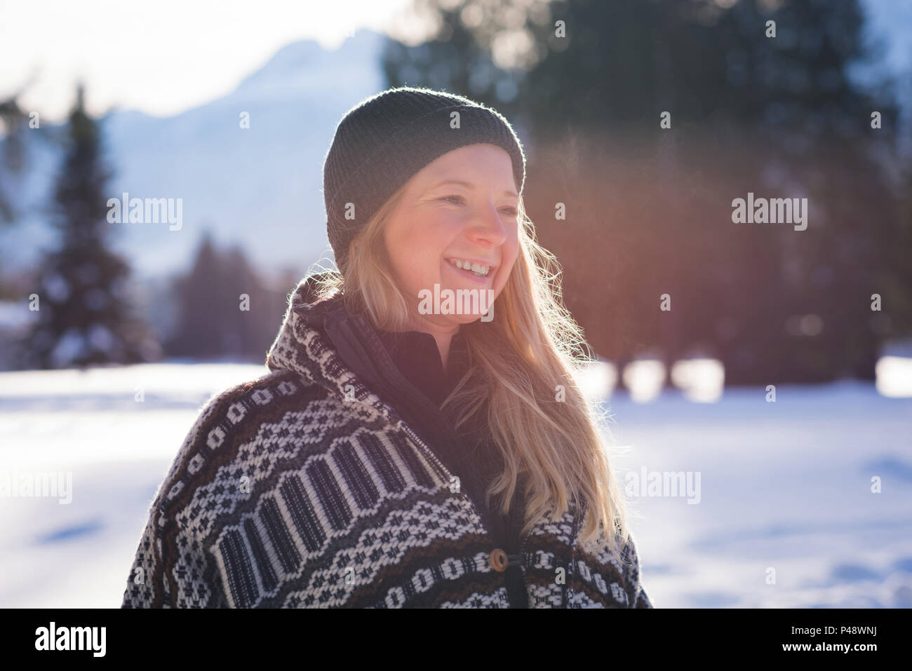 Standing on snow hi-res stock photography and images - Alamy