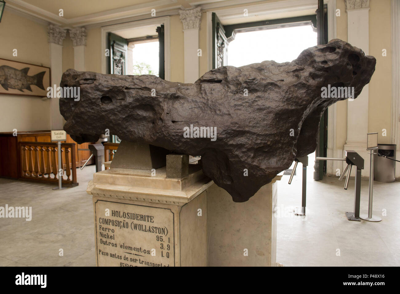 RIO DE JANEIRO, RJ - 06.05.2015: METEORITO BENDEGÓ - Meteorito Bendegó ...
