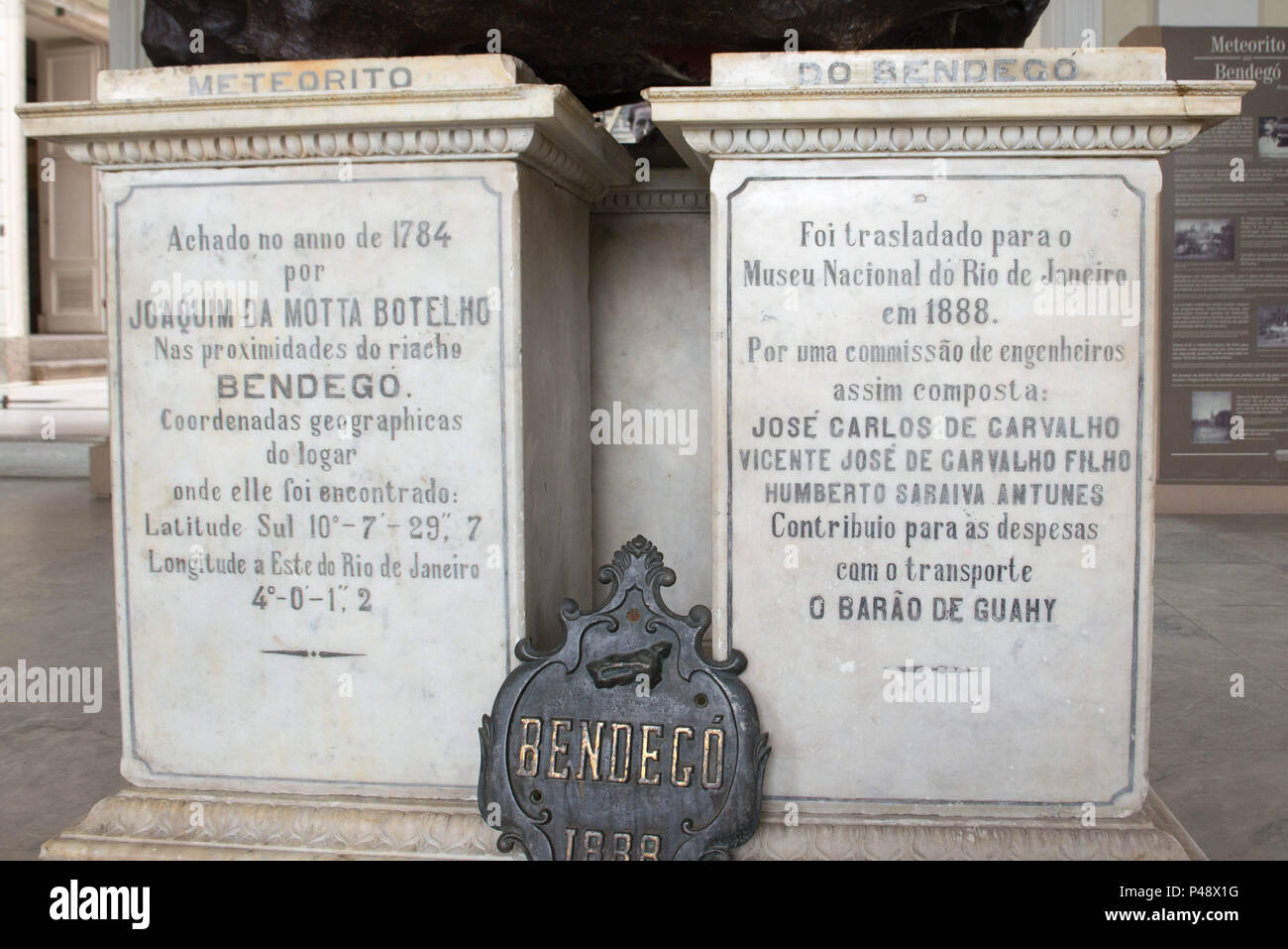 RIO DE JANEIRO, RJ - 06.05.2015: METEORITO BENDEGÓ - Meteorito Bendegó ...