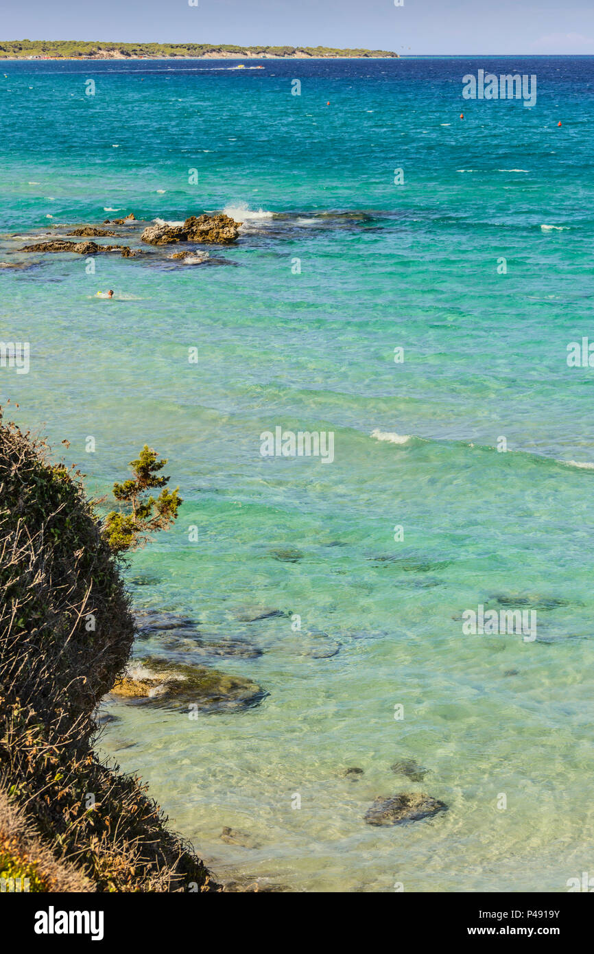 Protected oasis of the lakes Alimini: Turkish Bay (or Baia dei Turchi ...