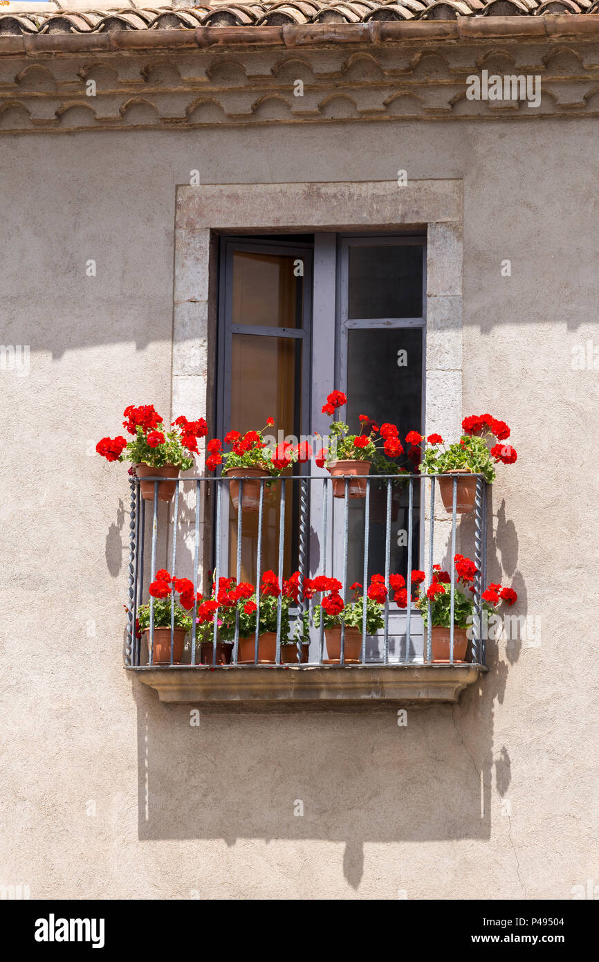 Nice windows hi-res stock photography and images - Alamy