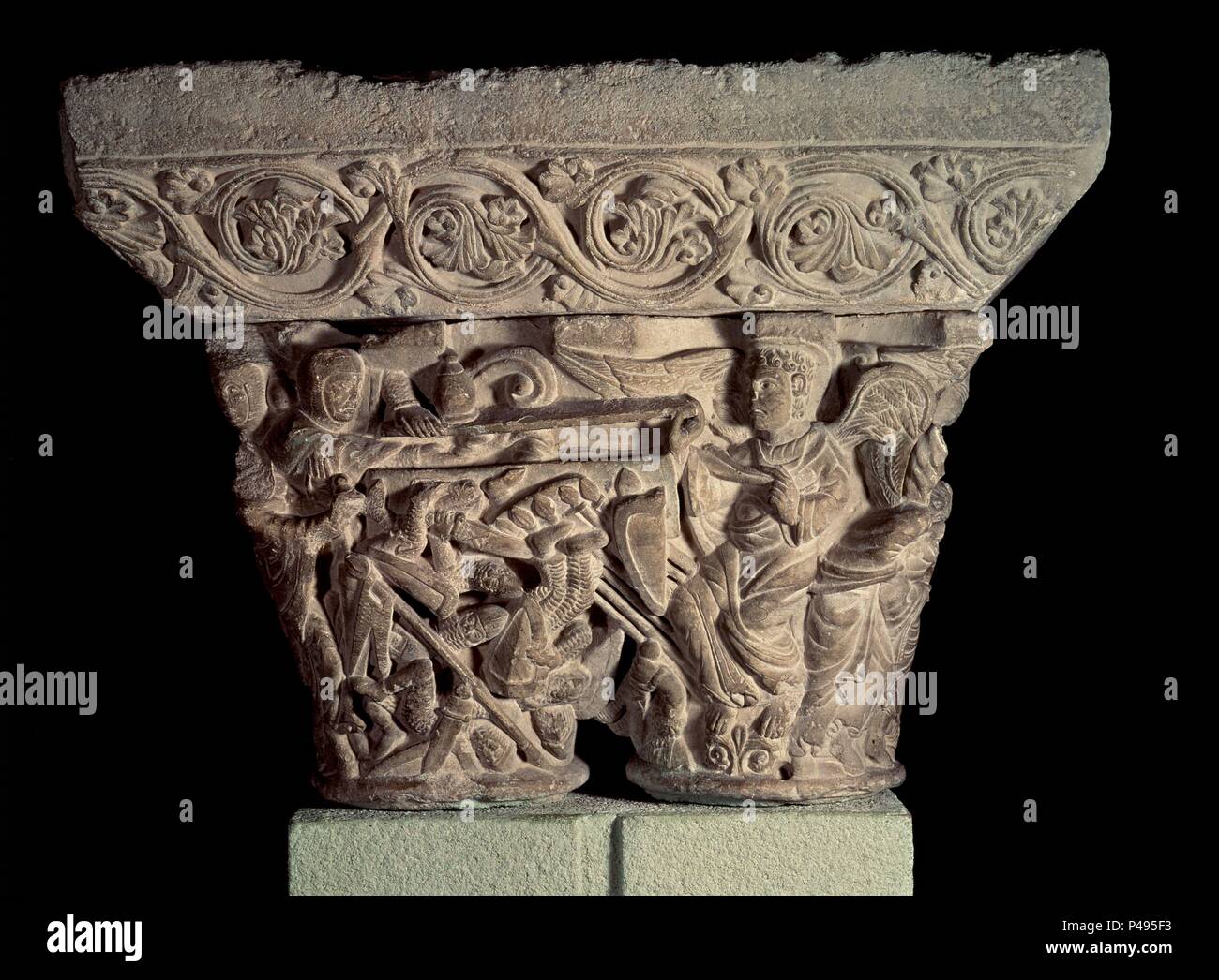 CAPITEL ROMANICO-PROCEDENTE ANTIGUA CATEDRAL. Location: MUSEO DE ...