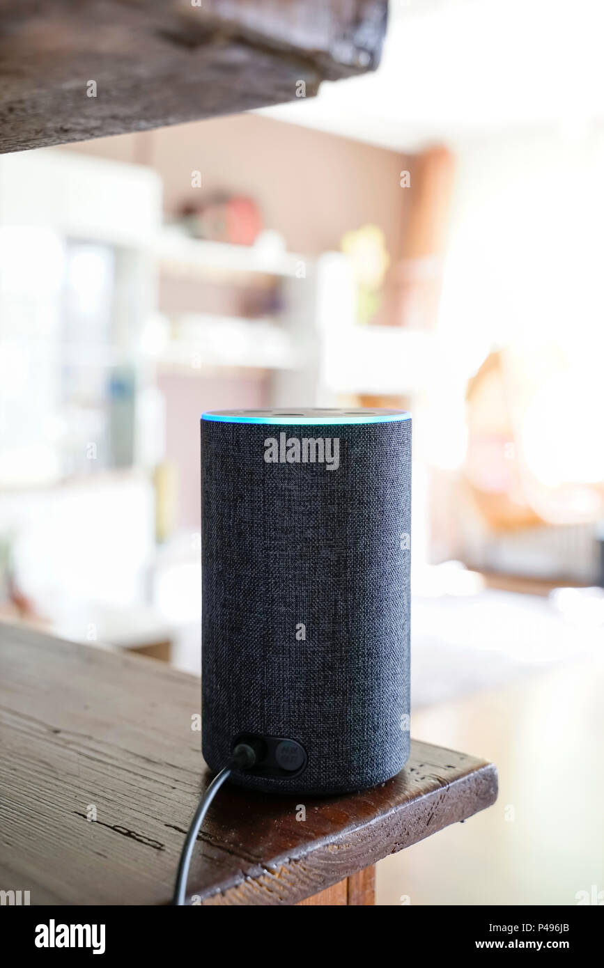 Radio control room hi-res stock photography and images - Alamy