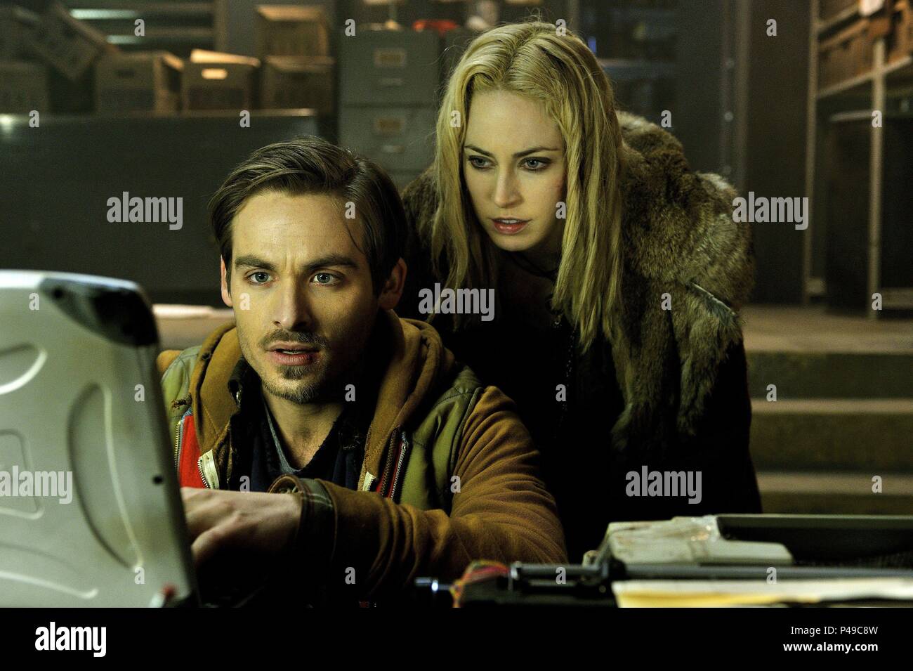 Kevin zegers hi-res stock photography and images - Alamy