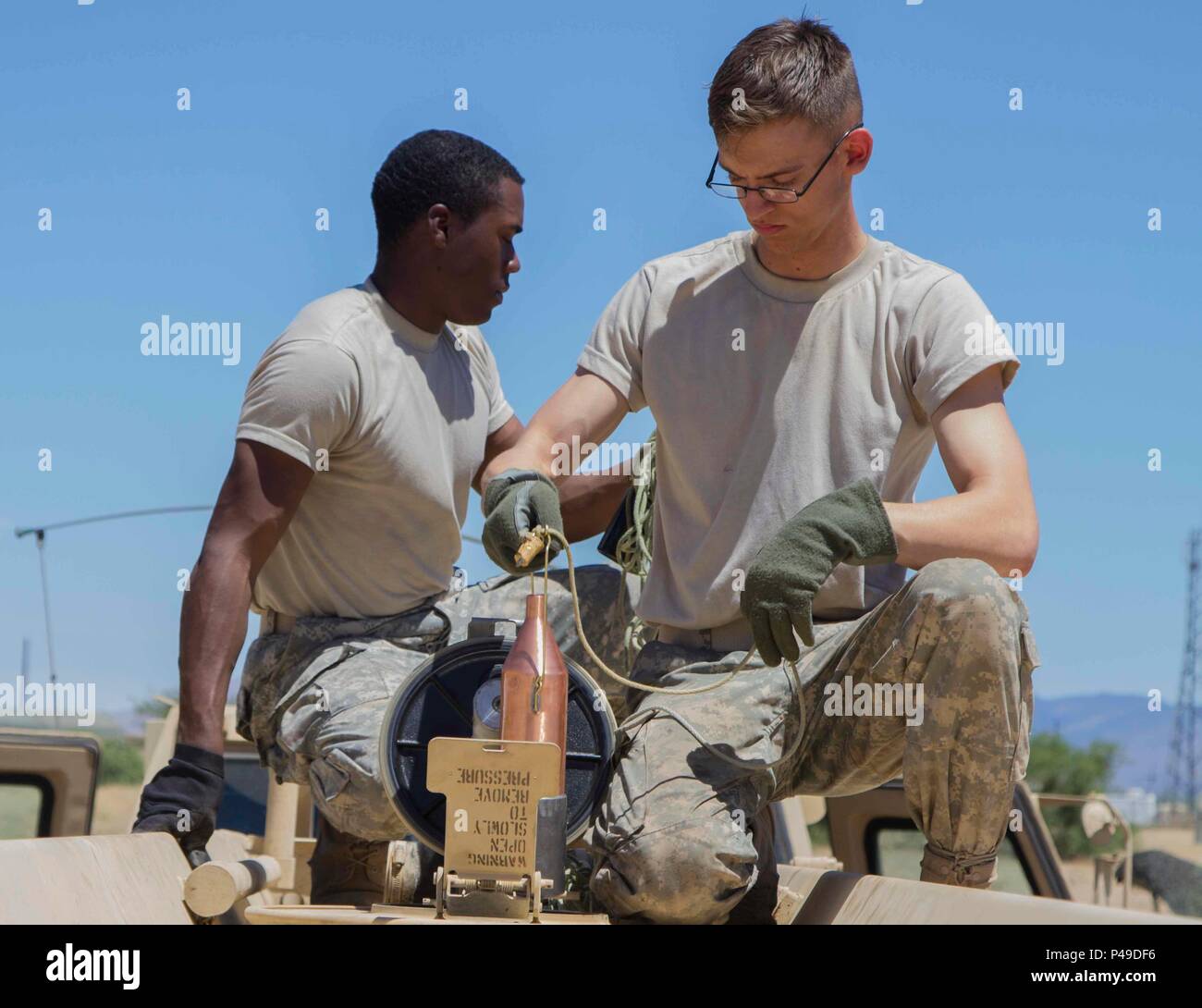 U.S. Army Reserve Pfc. Christian Jones and Spc. Mario Weatherby ...
