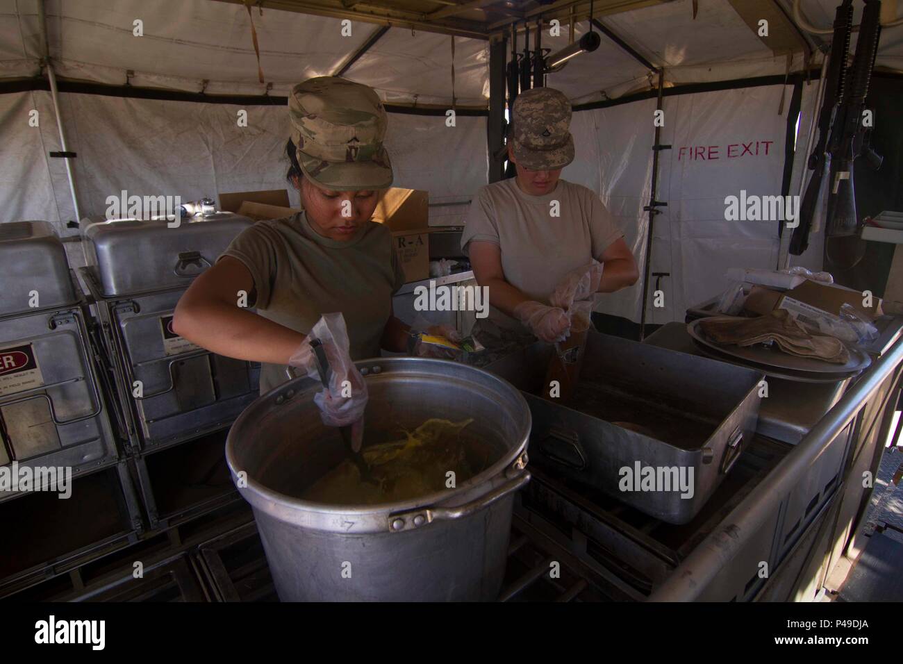 U.S. Army Reserve Pvt. Amy Ho and Pfc. Amber Zawadzki, Culinary ...