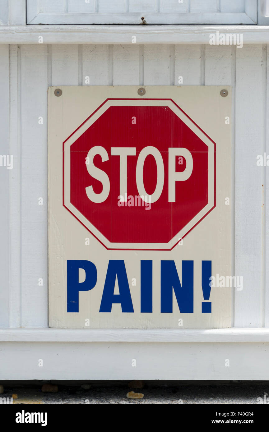 'Stop Pain' sign, concept Stock Photo - Alamy
