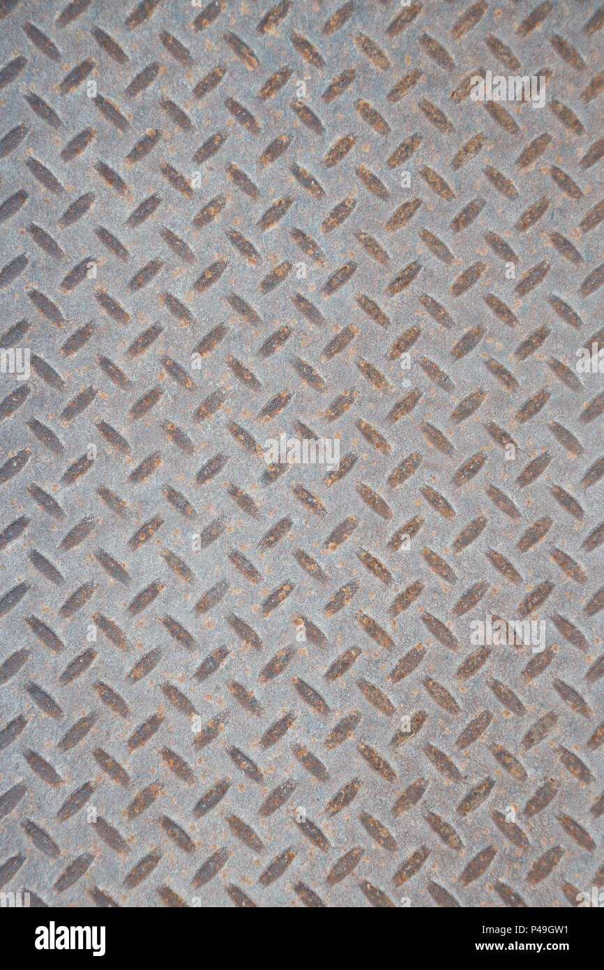Rusty checkerplate steel checker plate hi-res stock photography and ...
