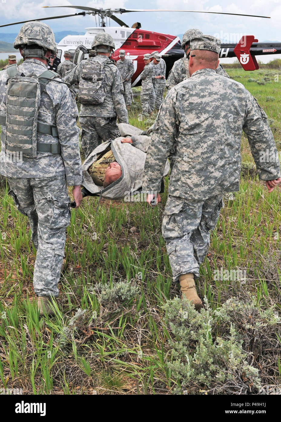 Medics with the 204th Maneuver Enhancement Brigade cross train with ...
