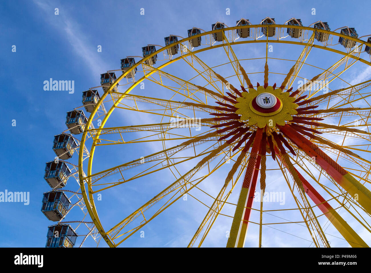 Ferris wheel at the Oktoberfest in Munich, Germany Stock Photo - Alamy