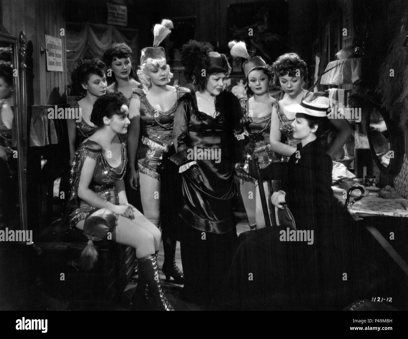 Cheyenne film Black and White Stock Photos & Images - Alamy