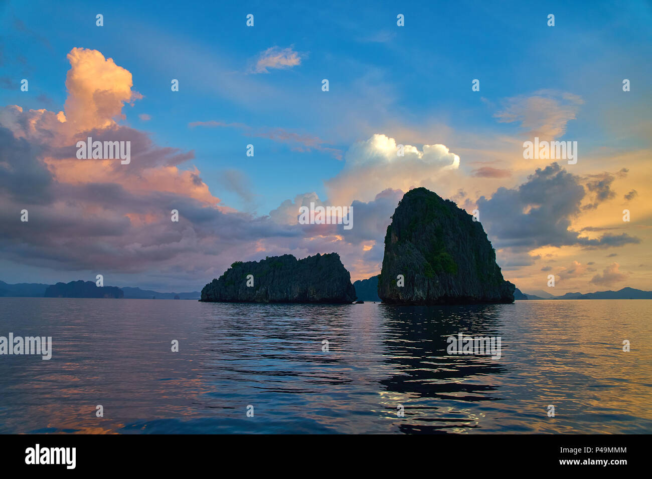 Boat view on the beach Stock Photo - Alamy