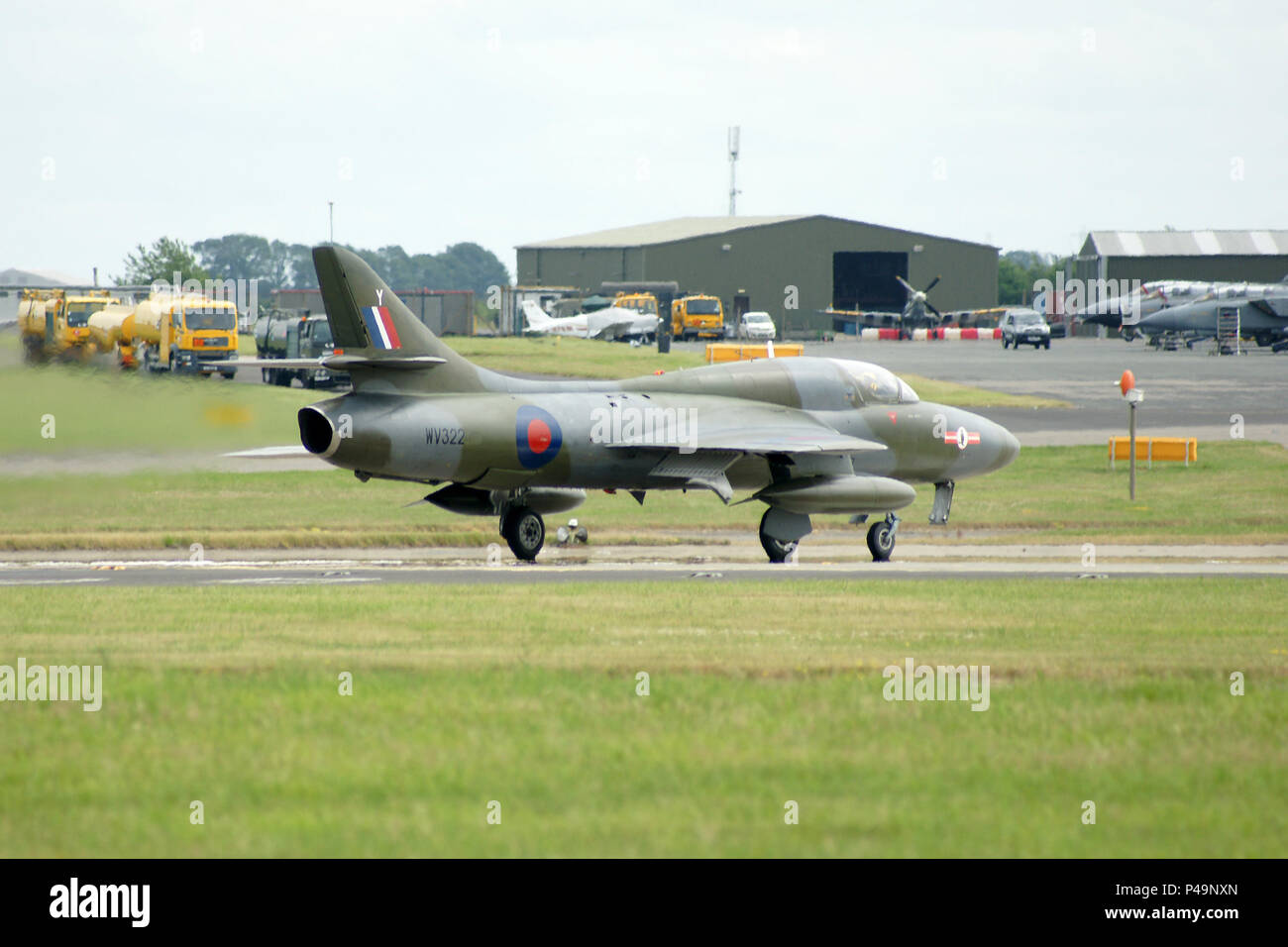 Hunter jet conversion trainer hi-res stock photography and images - Alamy