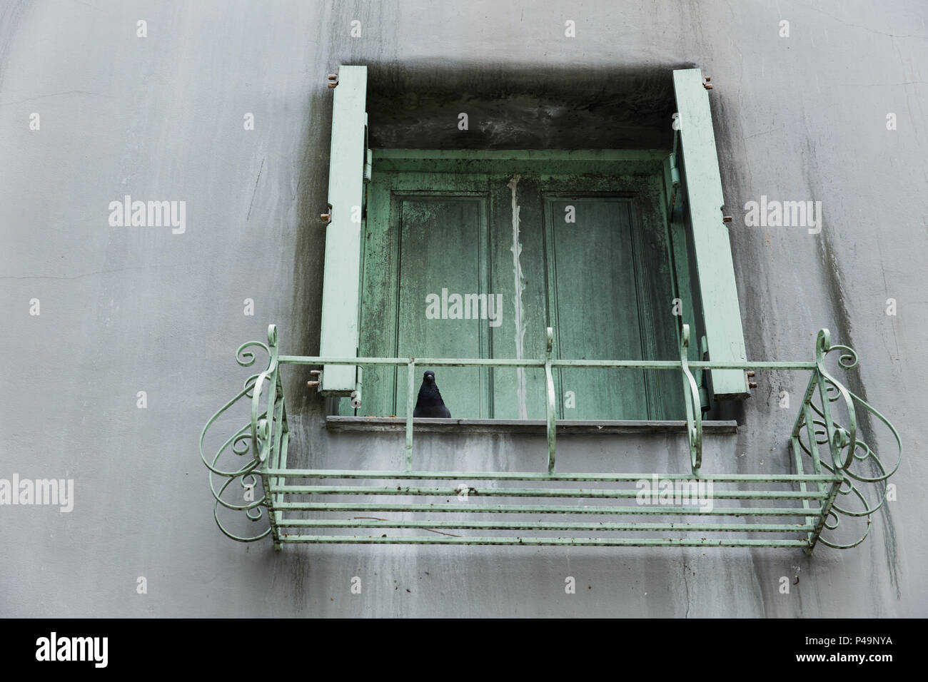 Haunted house houses hi-res stock photography and images - Alamy