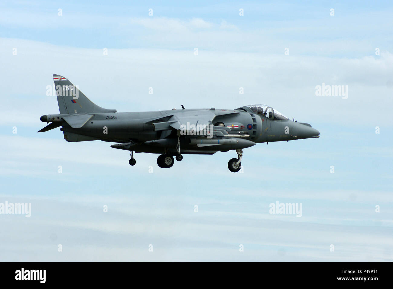 Hawker harrier jump jet cold war hi-res stock photography and images ...