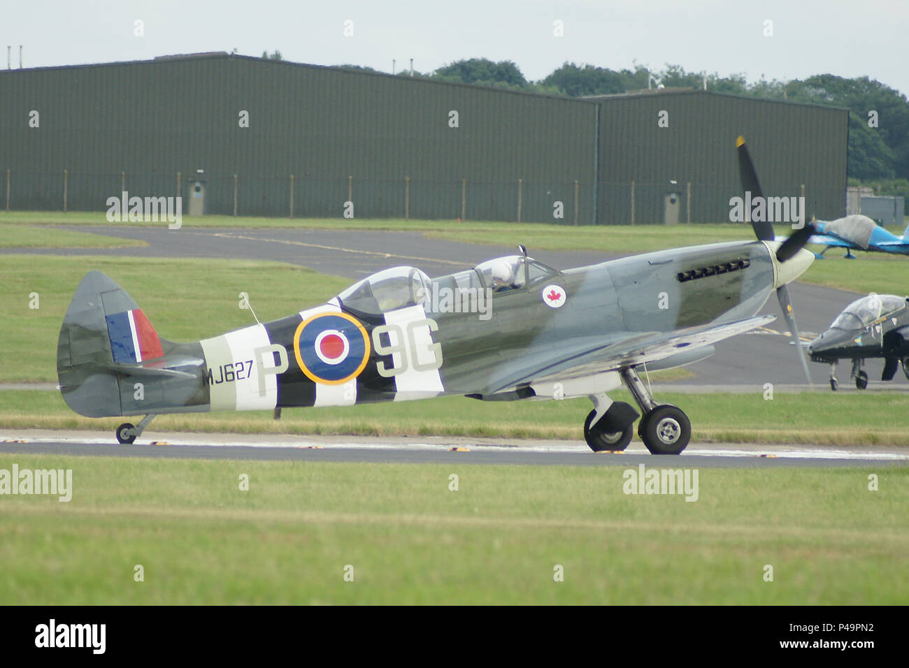 Spitfire and dogfight hi-res stock photography and images - Alamy