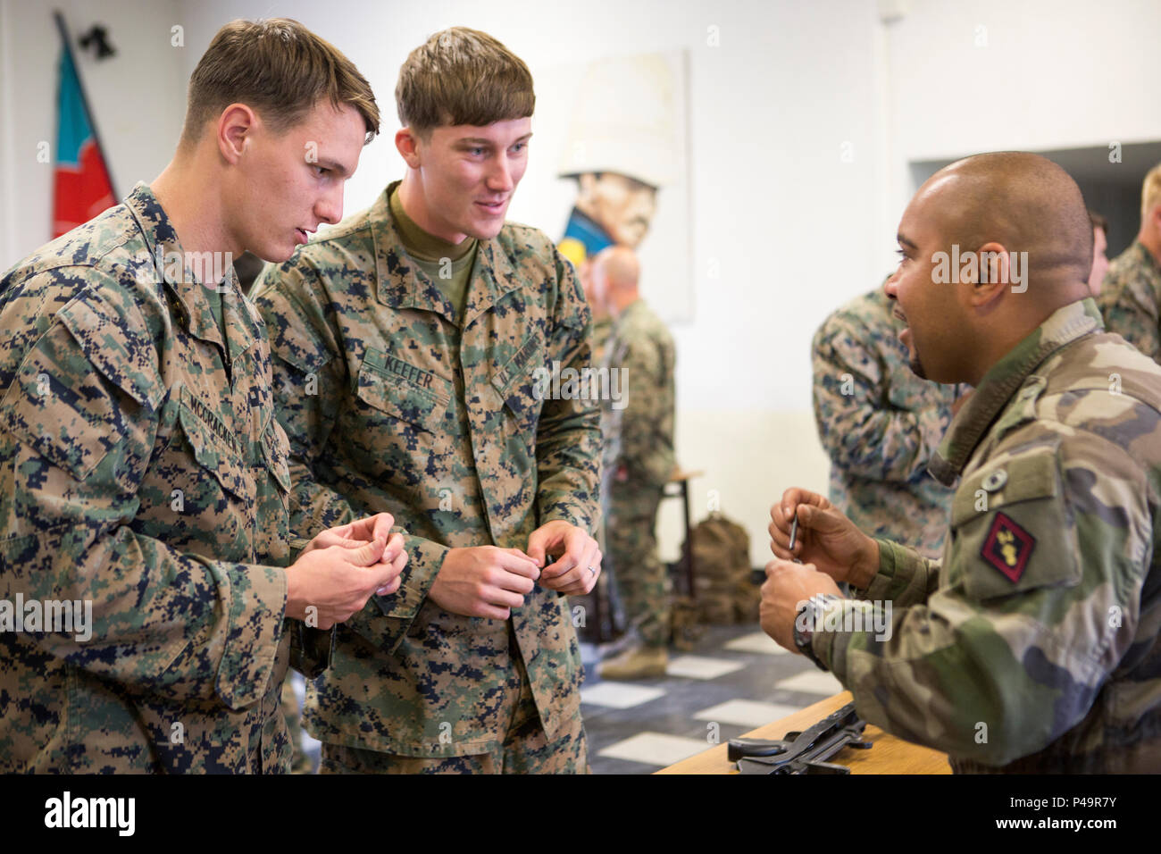 Famas f1 hi-res stock photography and images - Alamy