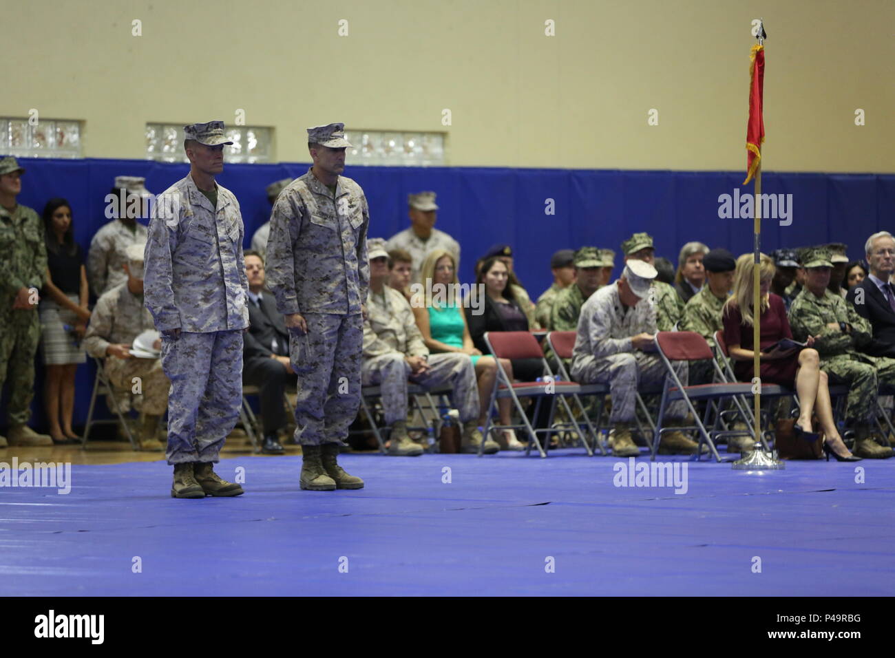 Maj gen carl e mundy iii hi-res stock photography and images - Alamy