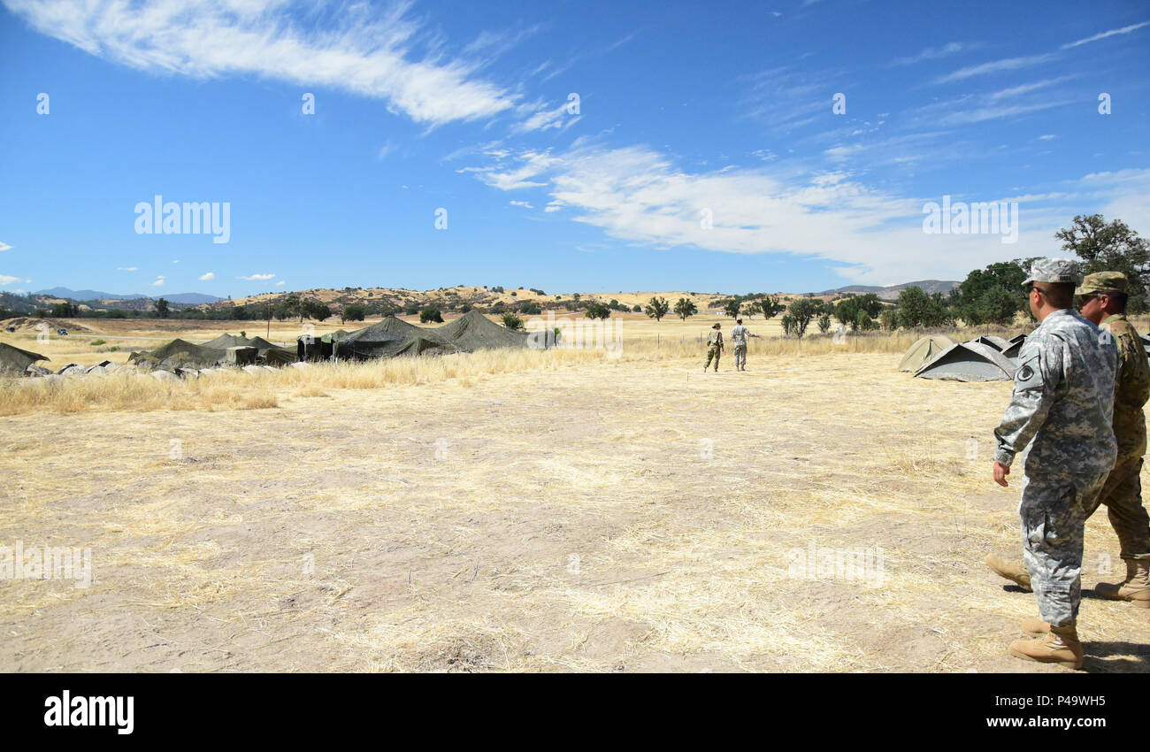 Maj gen kenneth hara hi-res stock photography and images - Alamy