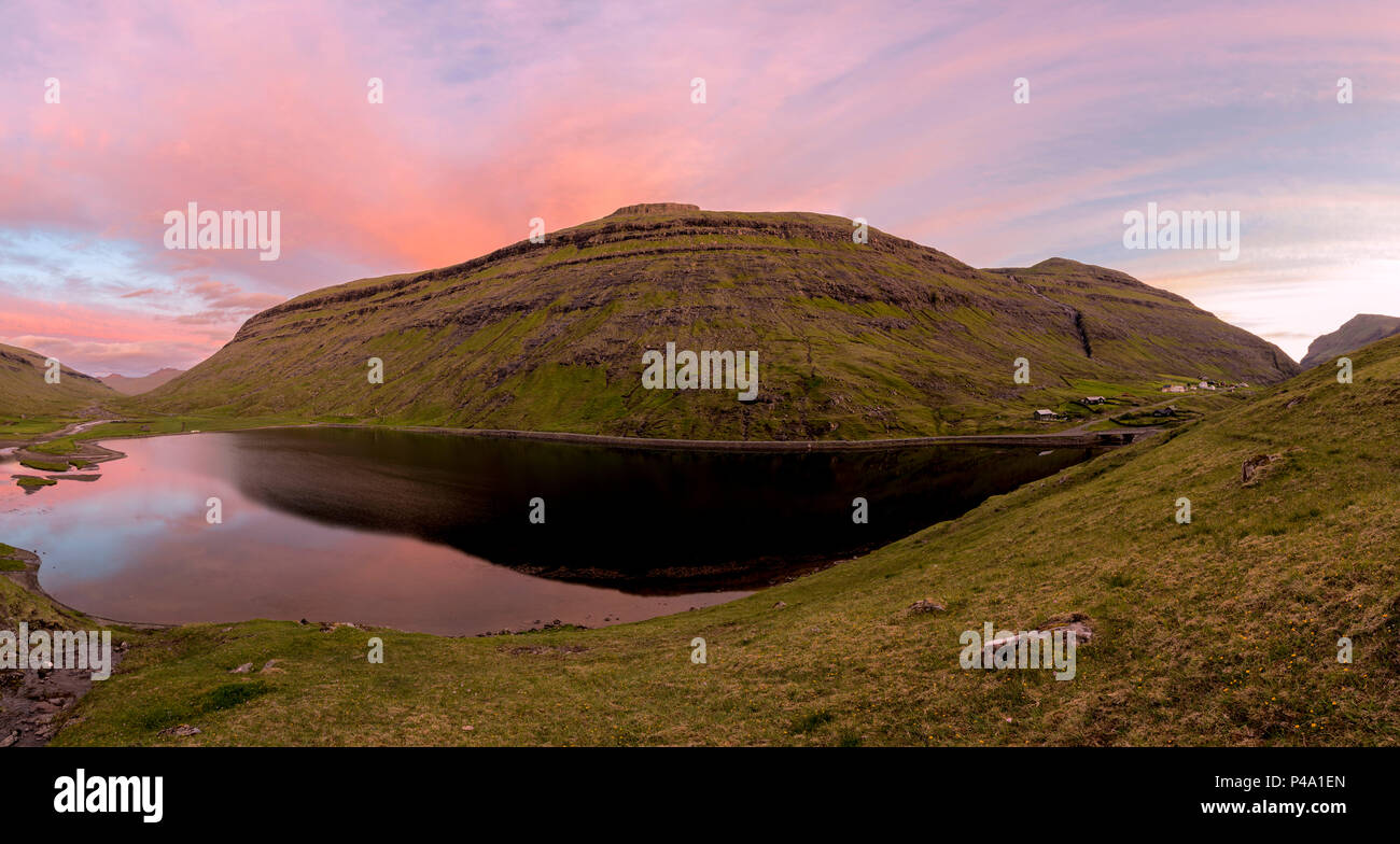 Saksun faroe islands hi-res stock photography and images - Alamy