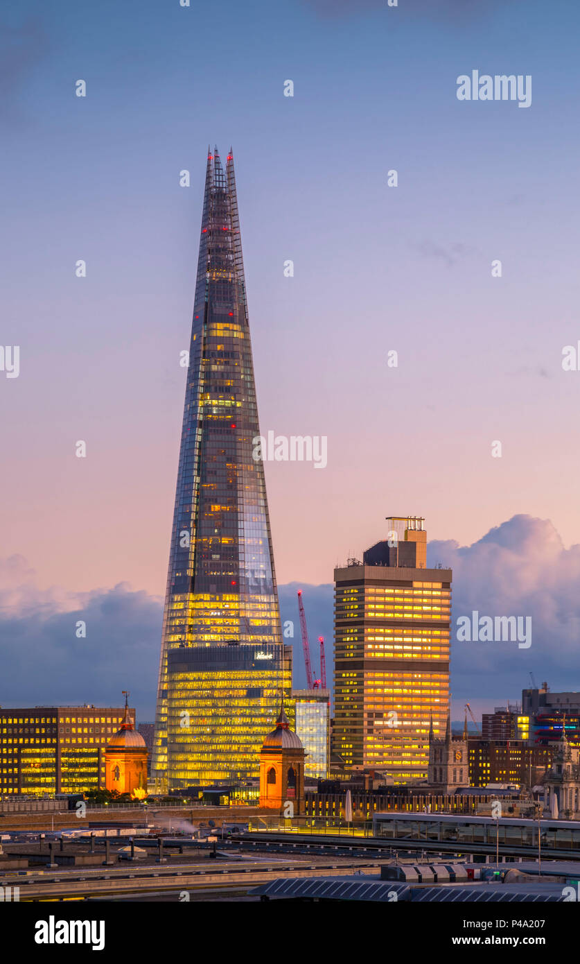 United kingdom london shard hi-res stock photography and images - Alamy