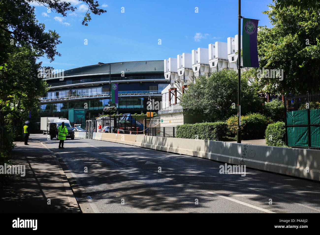 Mounting concrete blocks hi-res stock photography and images - Alamy