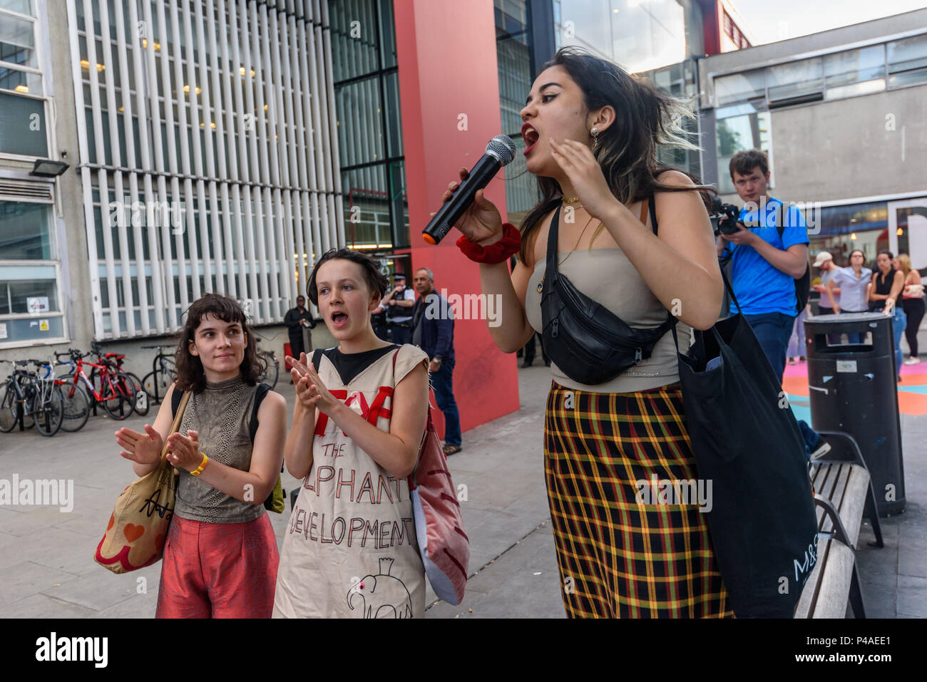 Lcc new building hi-res stock photography and images - Alamy