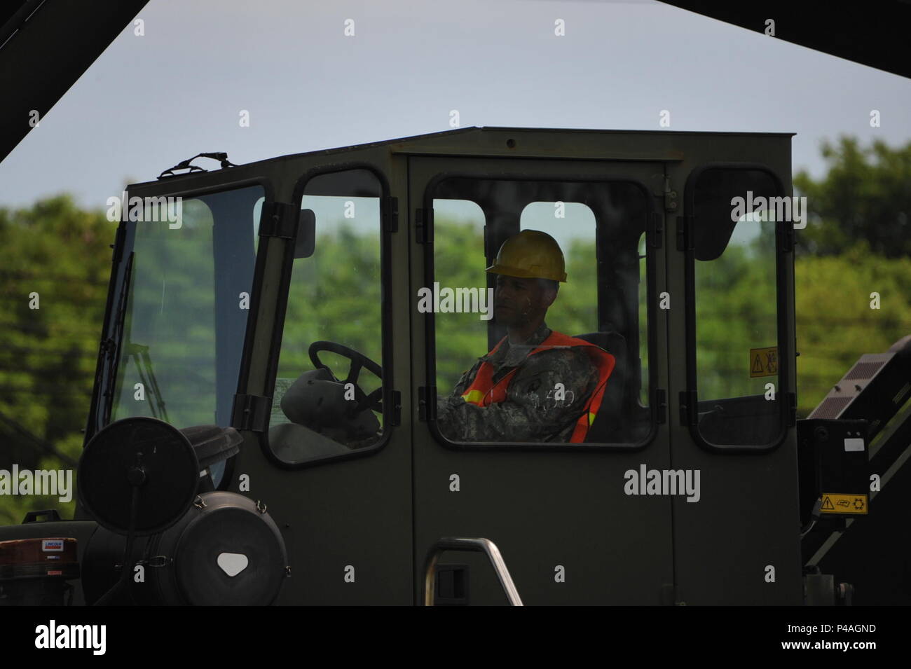 Rough terrain cargo handler rtch hi-res stock photography and images ...