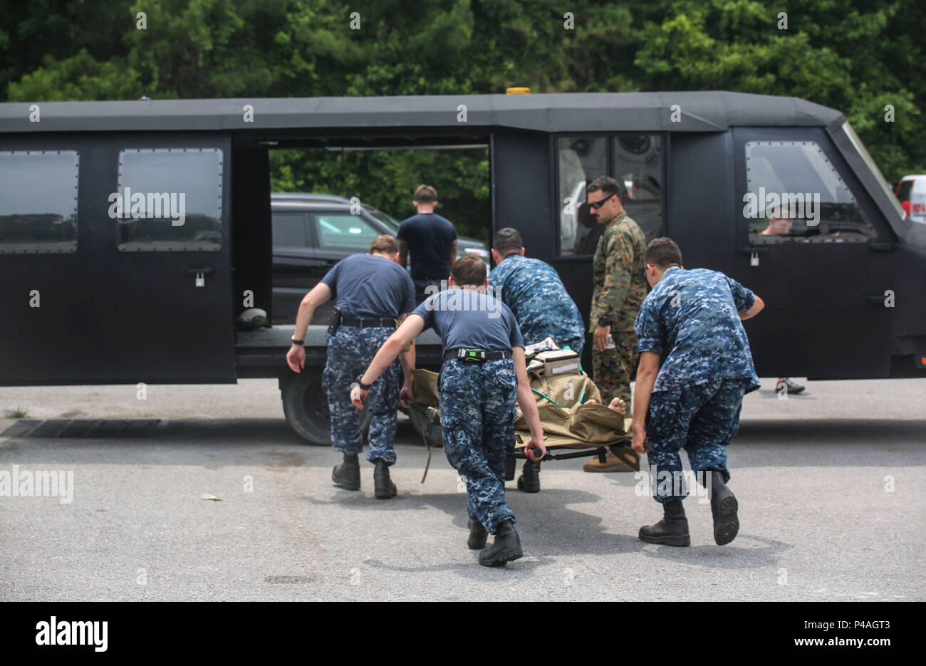 Sailors with 2nd Medical Battalion evacuate a patient during the unit’s ...