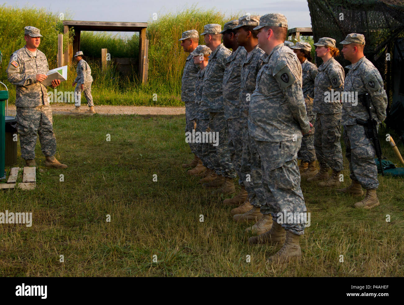 Sgt. Matthew Lewis, a U.S. Army Reserve culinary specialist from ...