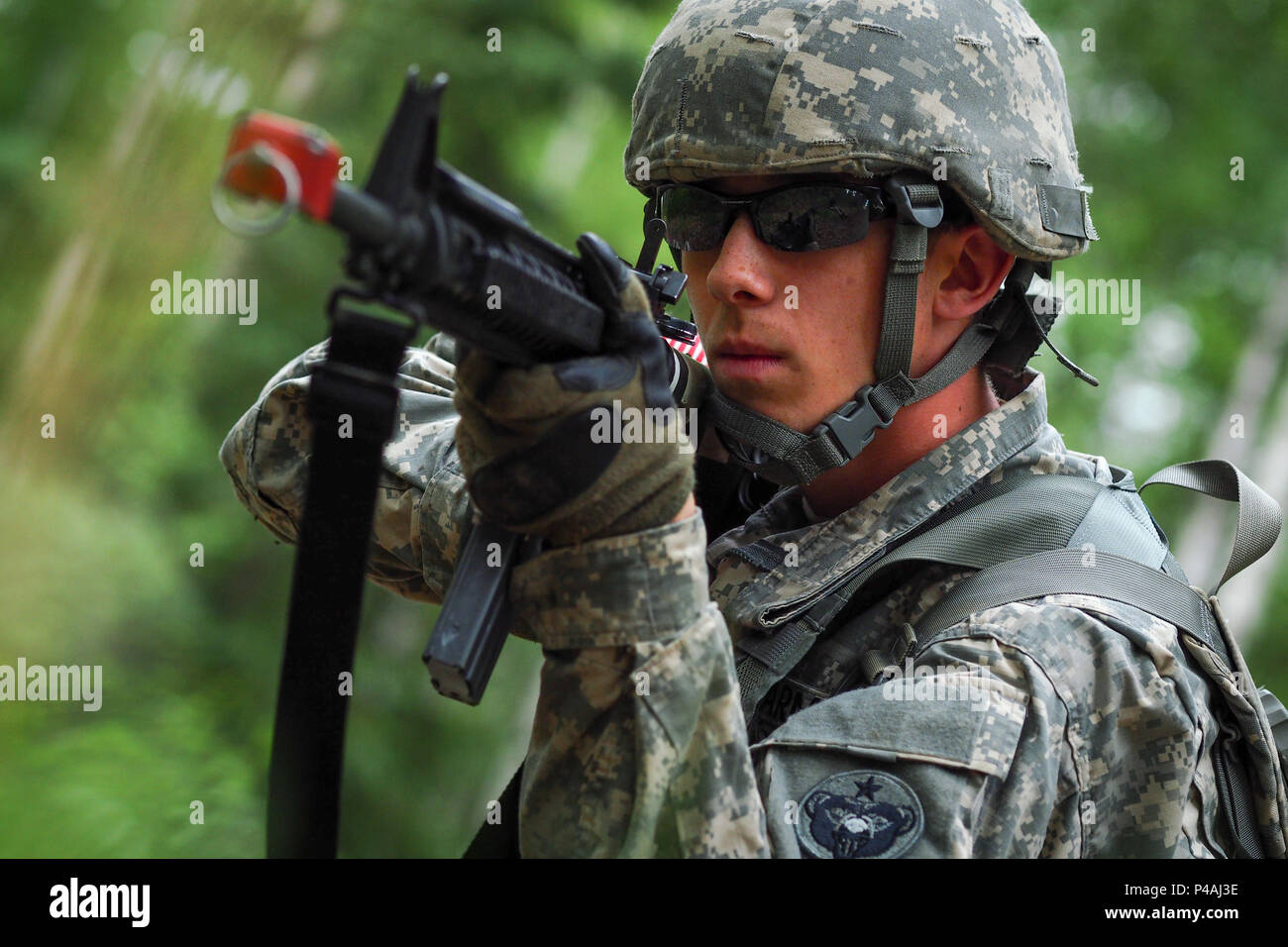 Army Pfc. Richard Burger, a native of Independence, Mo., assigned to ...