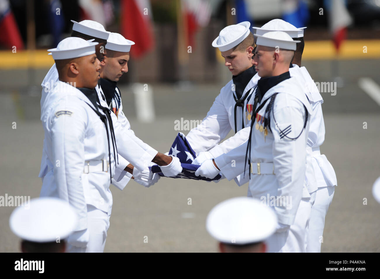 WASHINGTON D.C. - Members of the U.S. Navy's Ceremonial Guard conduct a change of command ...