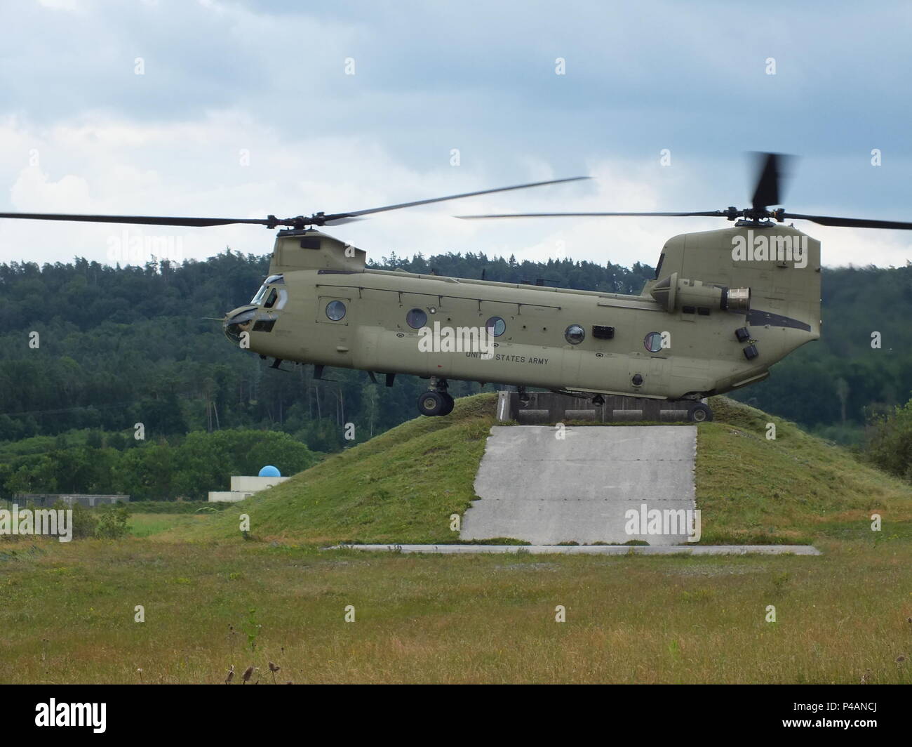 Pinnacle landing training hi-res stock photography and images - Alamy