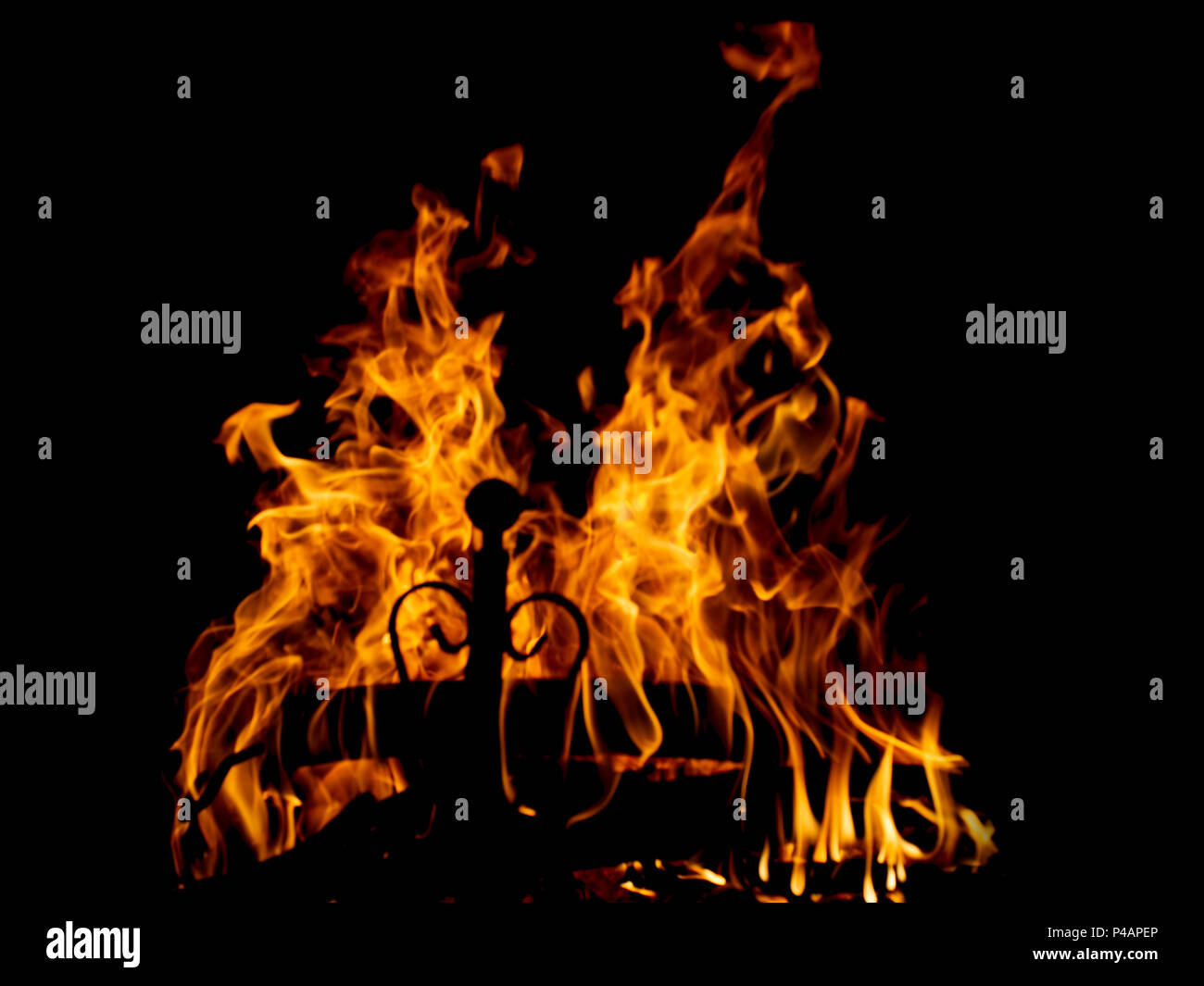 Fire grate hi-res stock photography and images - Alamy