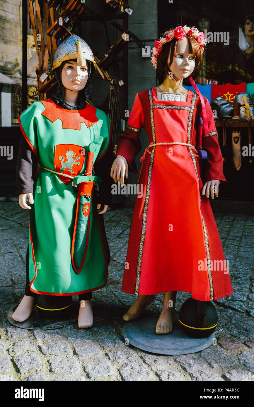 Dolls dressed in medieval clothes in the historic centre of Carcassonne ...