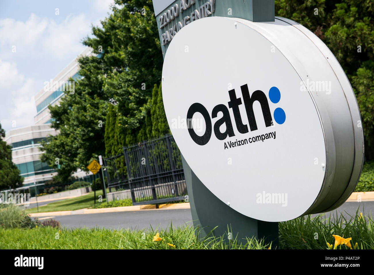 Aol office hi-res stock photography and images - Alamy