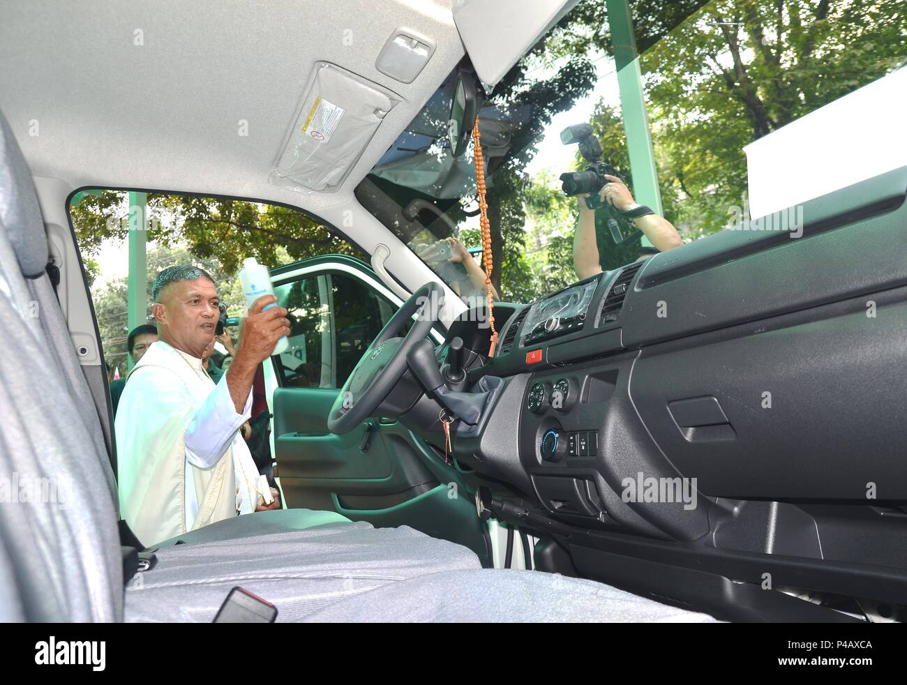 Body cams hi-res stock photography and images - Alamy