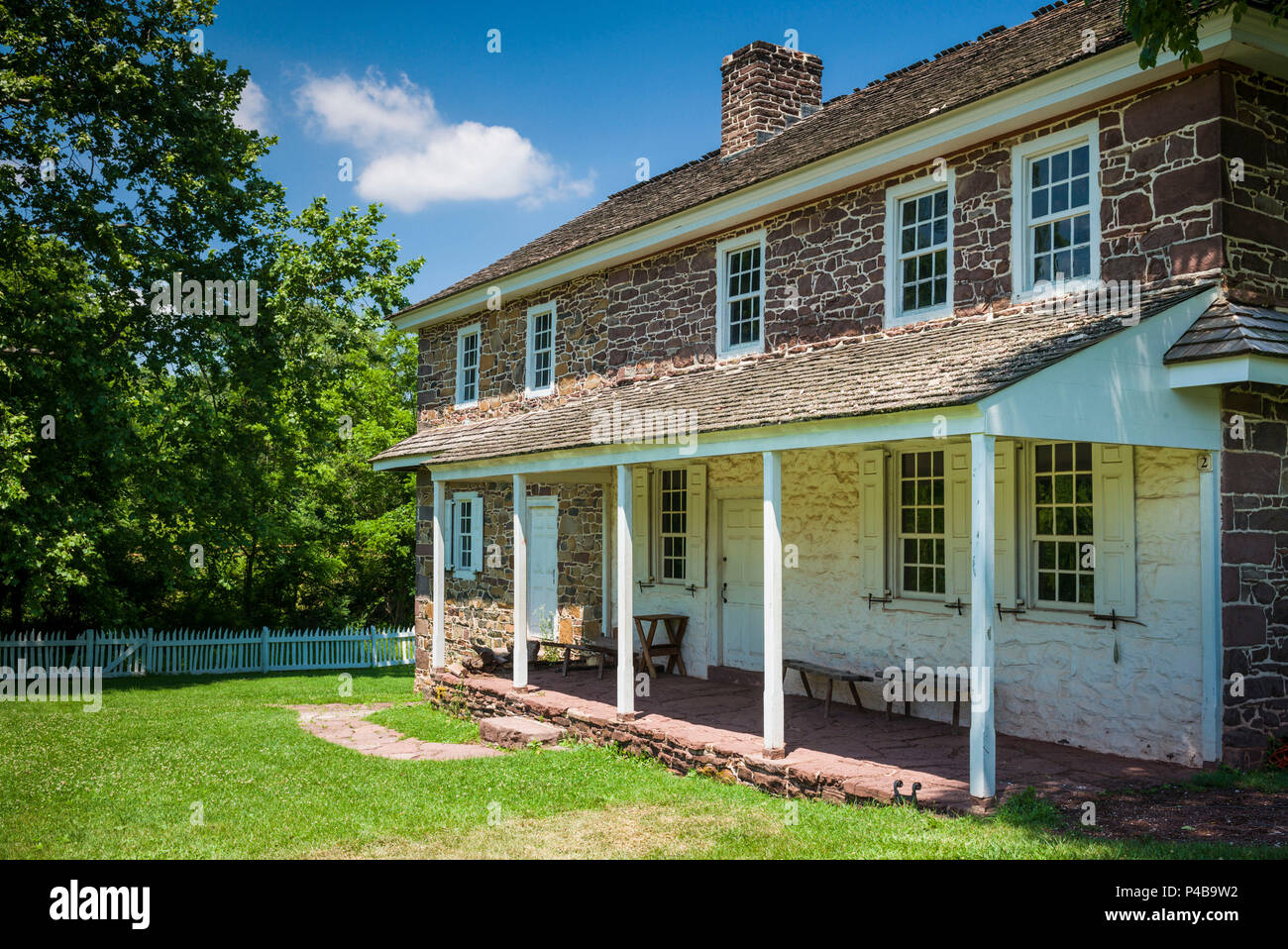 Frontiersman High Resolution Stock Photography and Images - Alamy