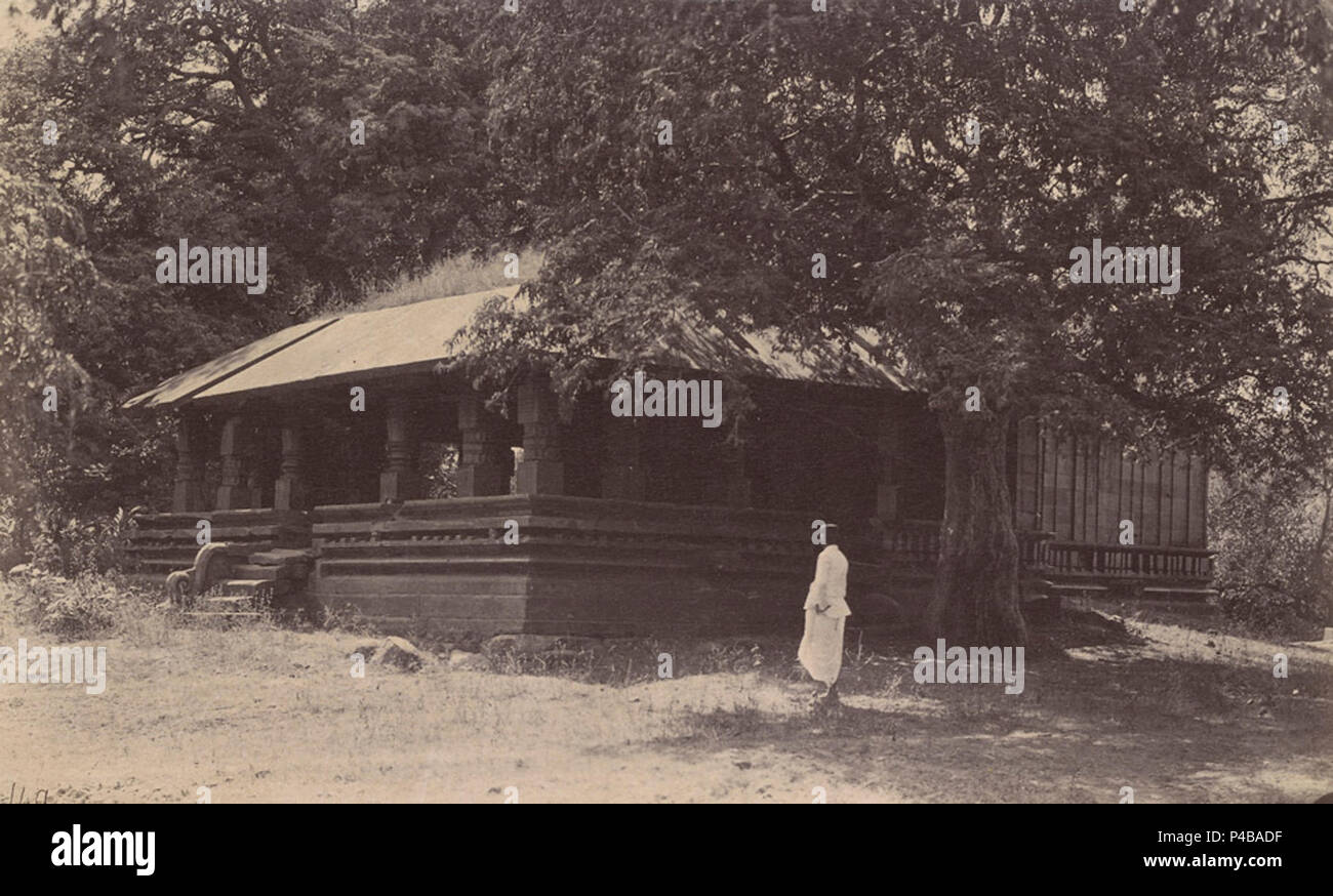 11th or 12th century Someshvara Temple, Dambal Stock Photo - Alamy